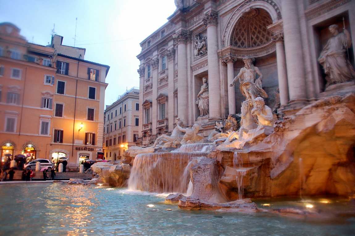 Fontaine de Trevi . Que voir